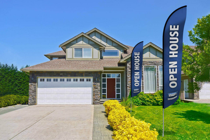 Custom-Printed Advertising Feather Flag Sign for Sale Online